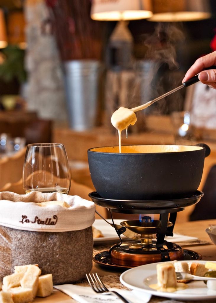 La Stalla Restaurant St. Moritz – Käsefondue Pizzeria Mittagstisch